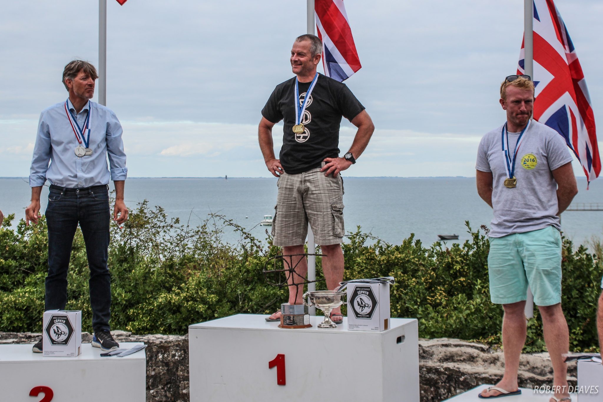 Jim Hunt seals second OK Dinghy world title after difficult final day ...