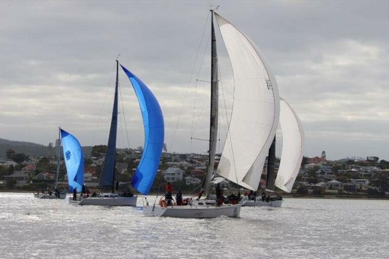 Sydney 36 Midnight Rambler dominates Bruny Island Race - MySailing