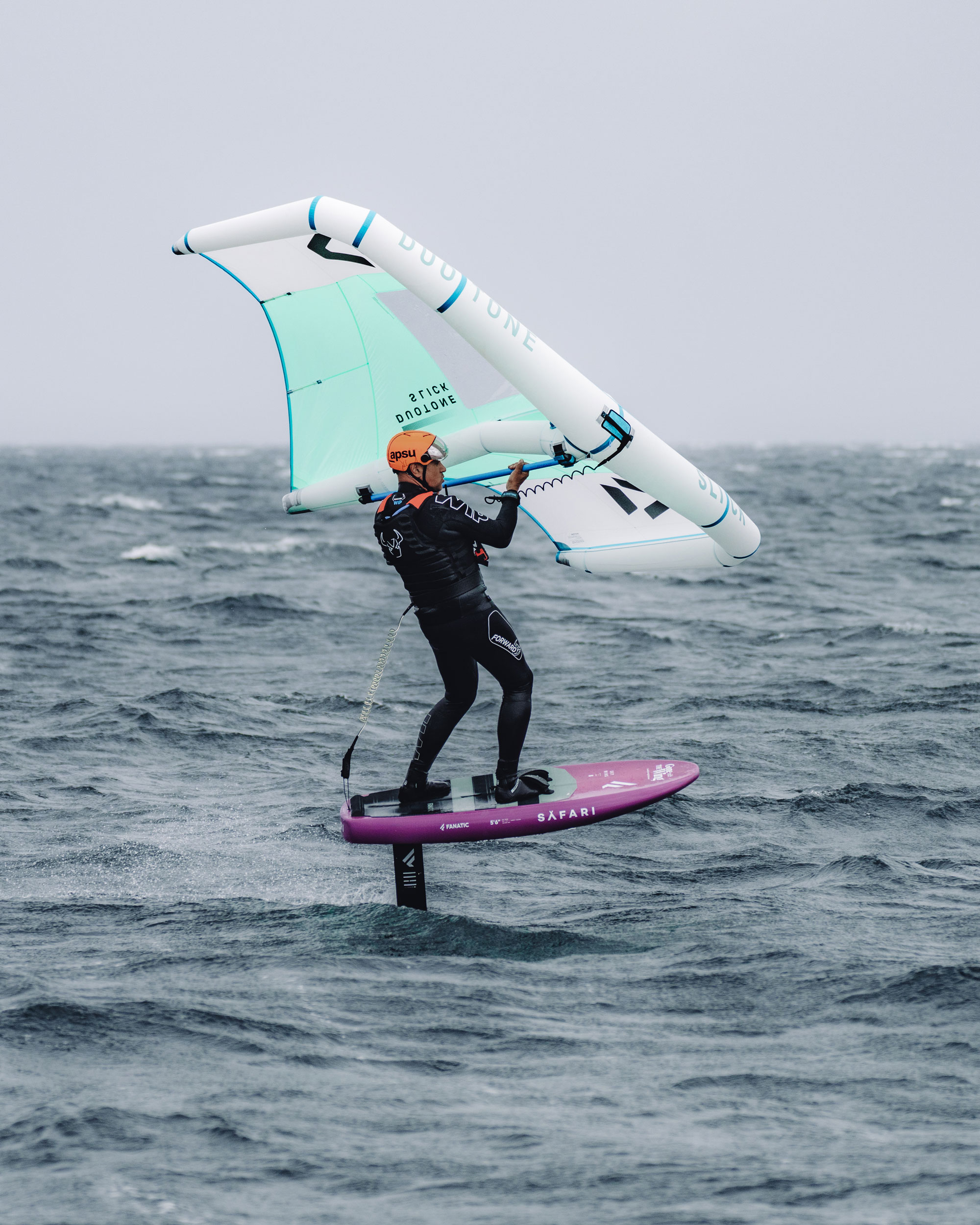 Wing foiler conquers Bass Strait: 'It's absolutely possible' - MySailing