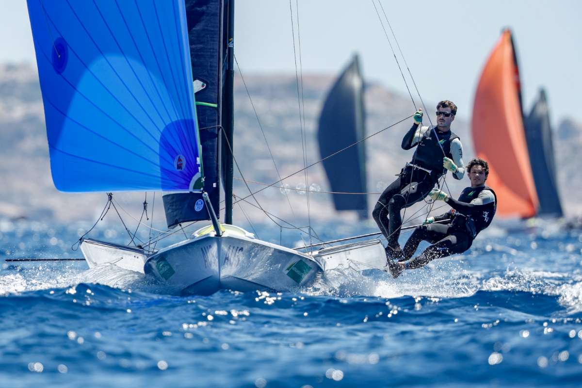 Morris up to second at Olympic Test Event - MySailing