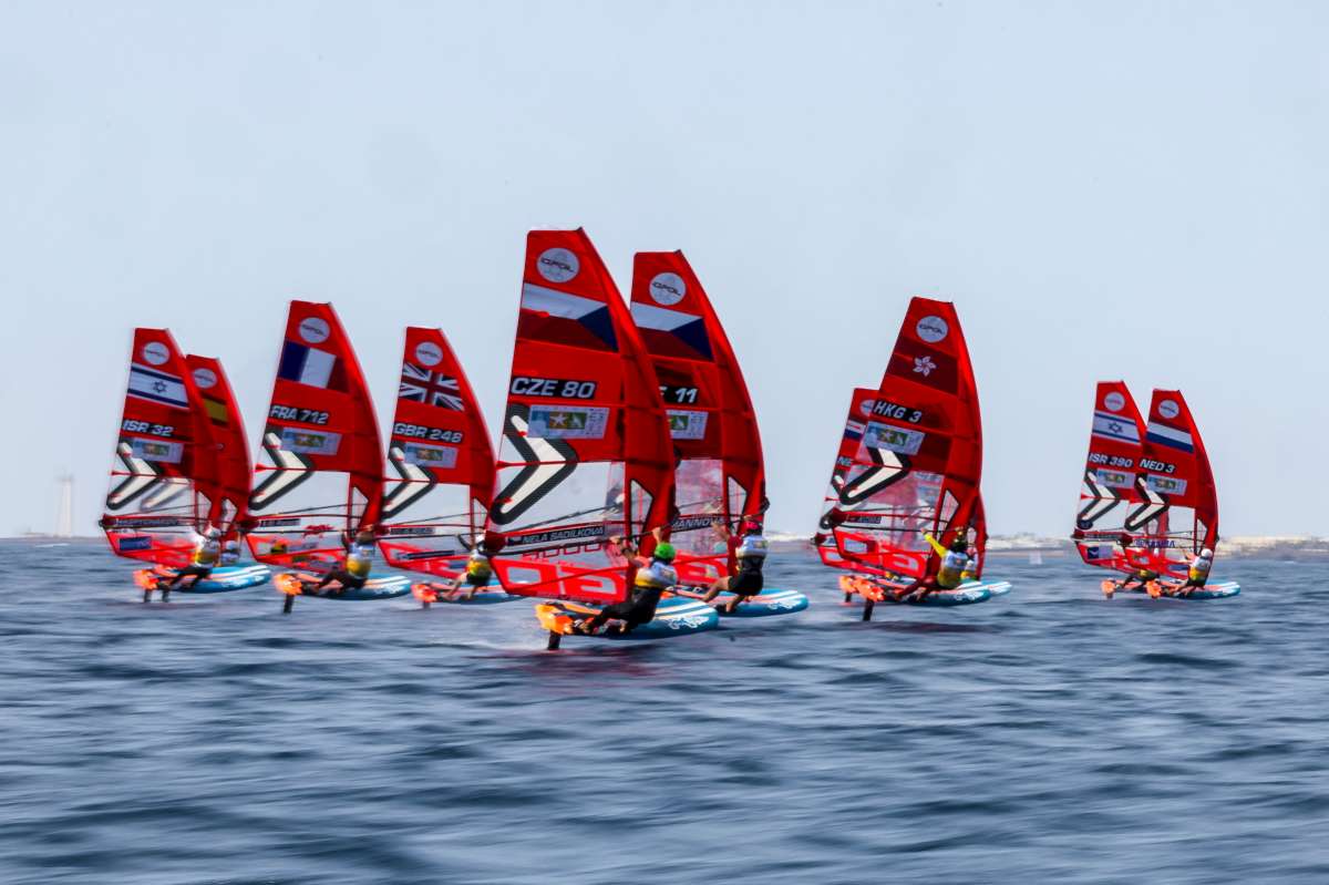 iQFOiL World Championships - Luuc van Opzeeland (NED) and Emma Wilson ...