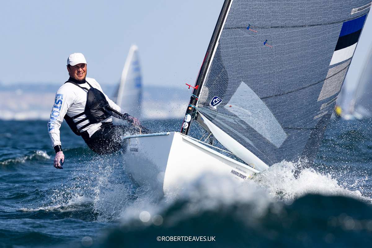 Karpak leads again after Day 3 at Finn Gold Cup in Cascais